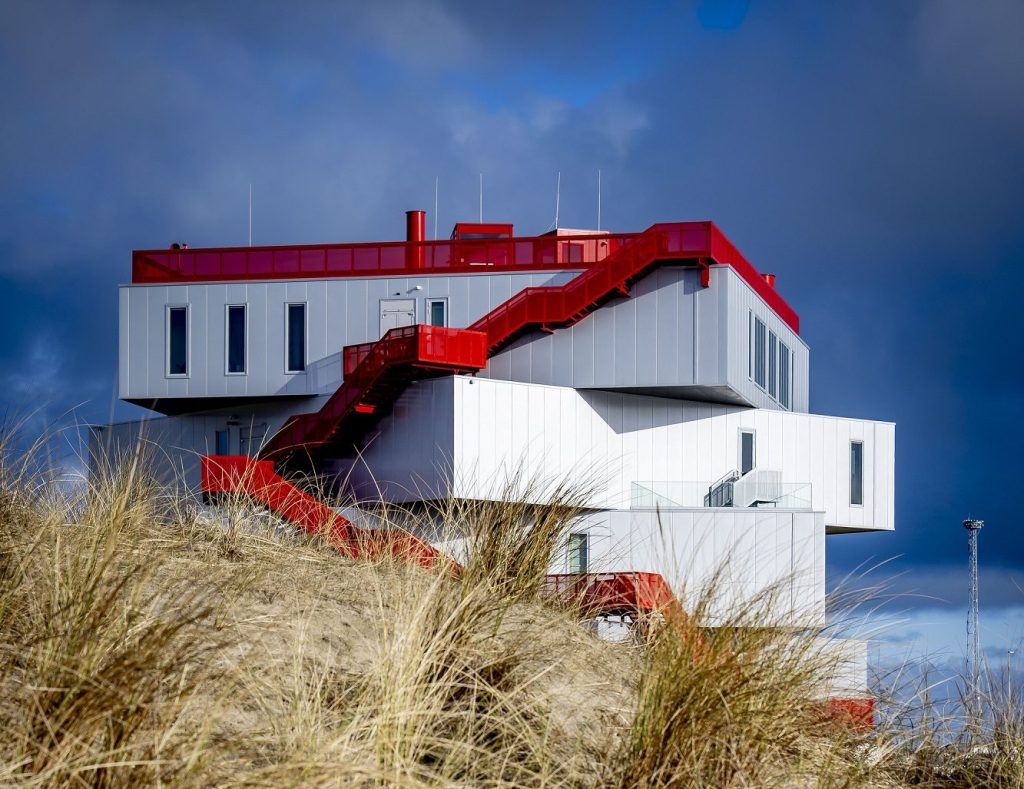 Self-designed, self-built 150 Holborn HQ for Dar Group sets the ...